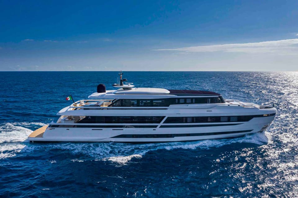 Extra-breit aufgestellt - Videoworks Group - Yachting Solutions